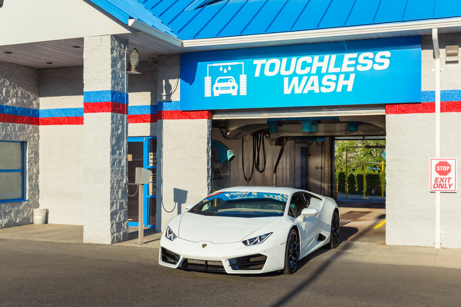 How to Find the Right Car Wash Near Me | Car Detailing Near Me